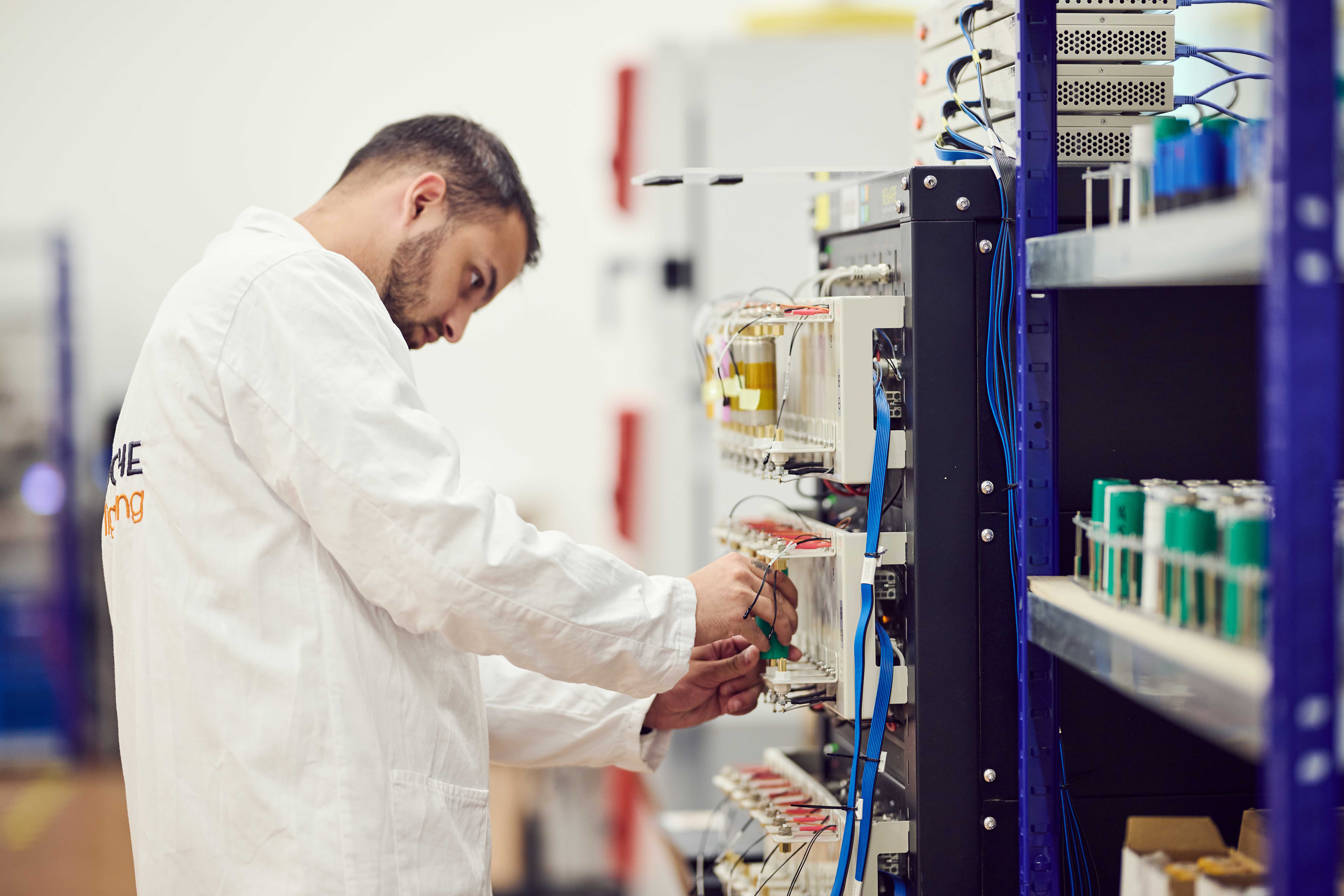 Fonroche Lighting inaugure son centre de production et de recherche ...